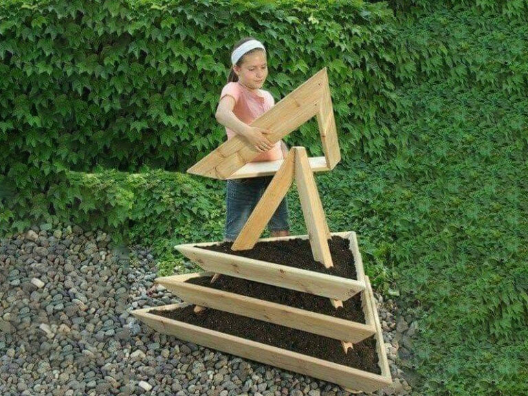 Going Vertical With Strawberry Pyramid Planters